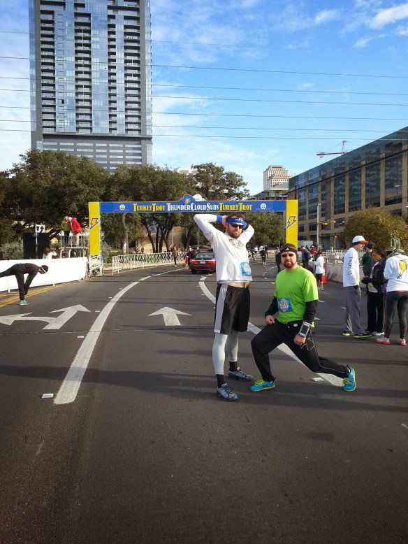 5-Mile Turkey Run, Thanksgiving in Texas, Table Finished, & More ...